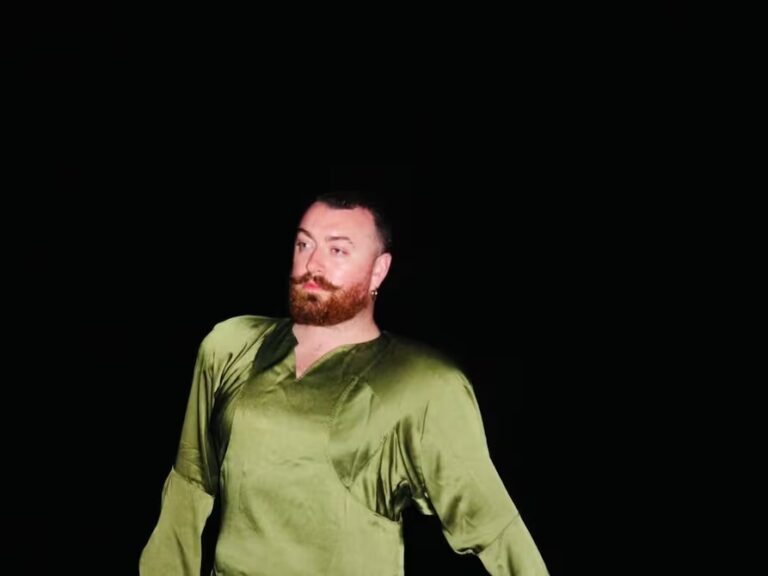 SAM SMITH RECIBIÓ EL 2026 EN IQUITOS | elchoche